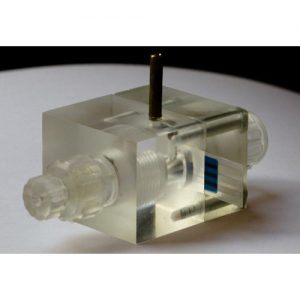 Flow-through wall-jet cell for Rusens sensors with flow damper - ARA
